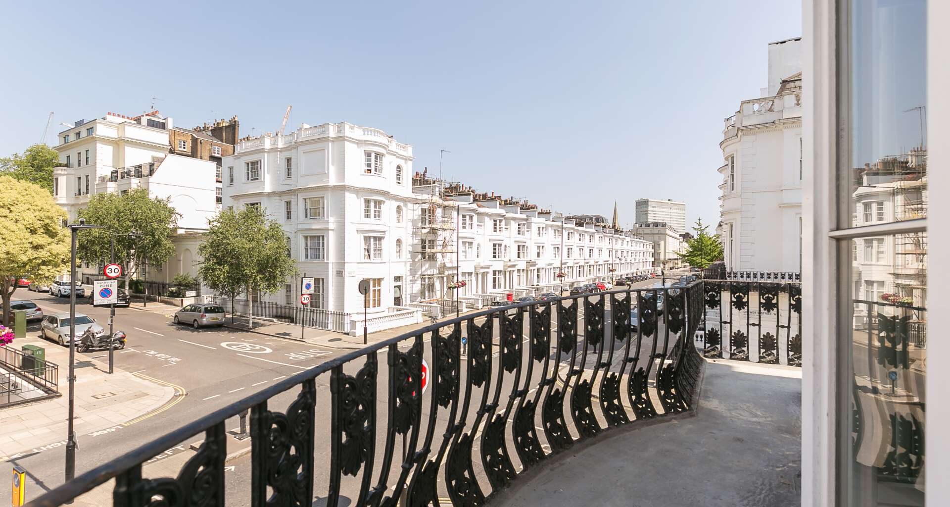 Apartments With Balcony London | Two Bedroom Deluxe